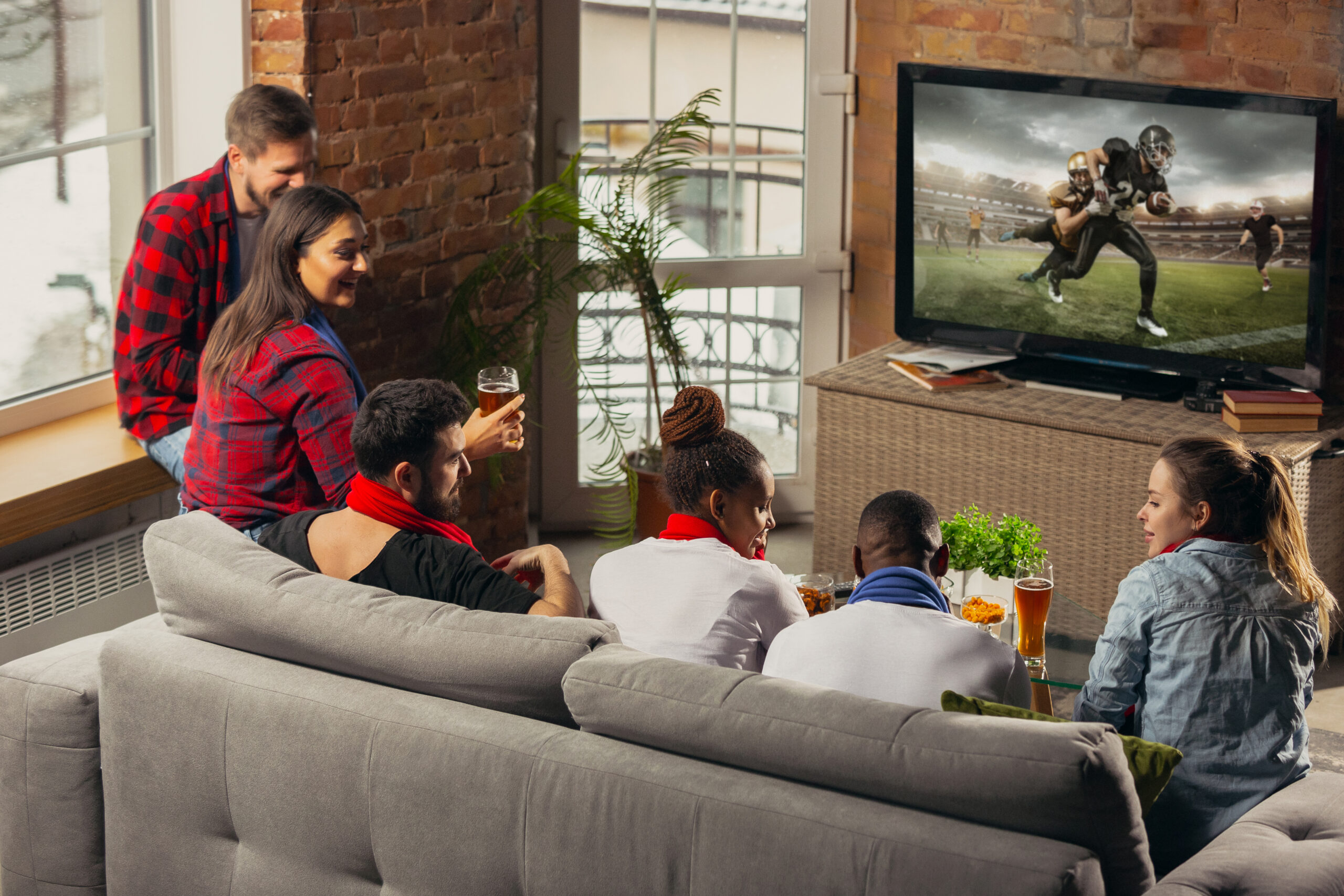 SURVEY: SOCIALIZING IS A BIG PART OF SPORTS VIEWING - ScreenVoice.cz ...